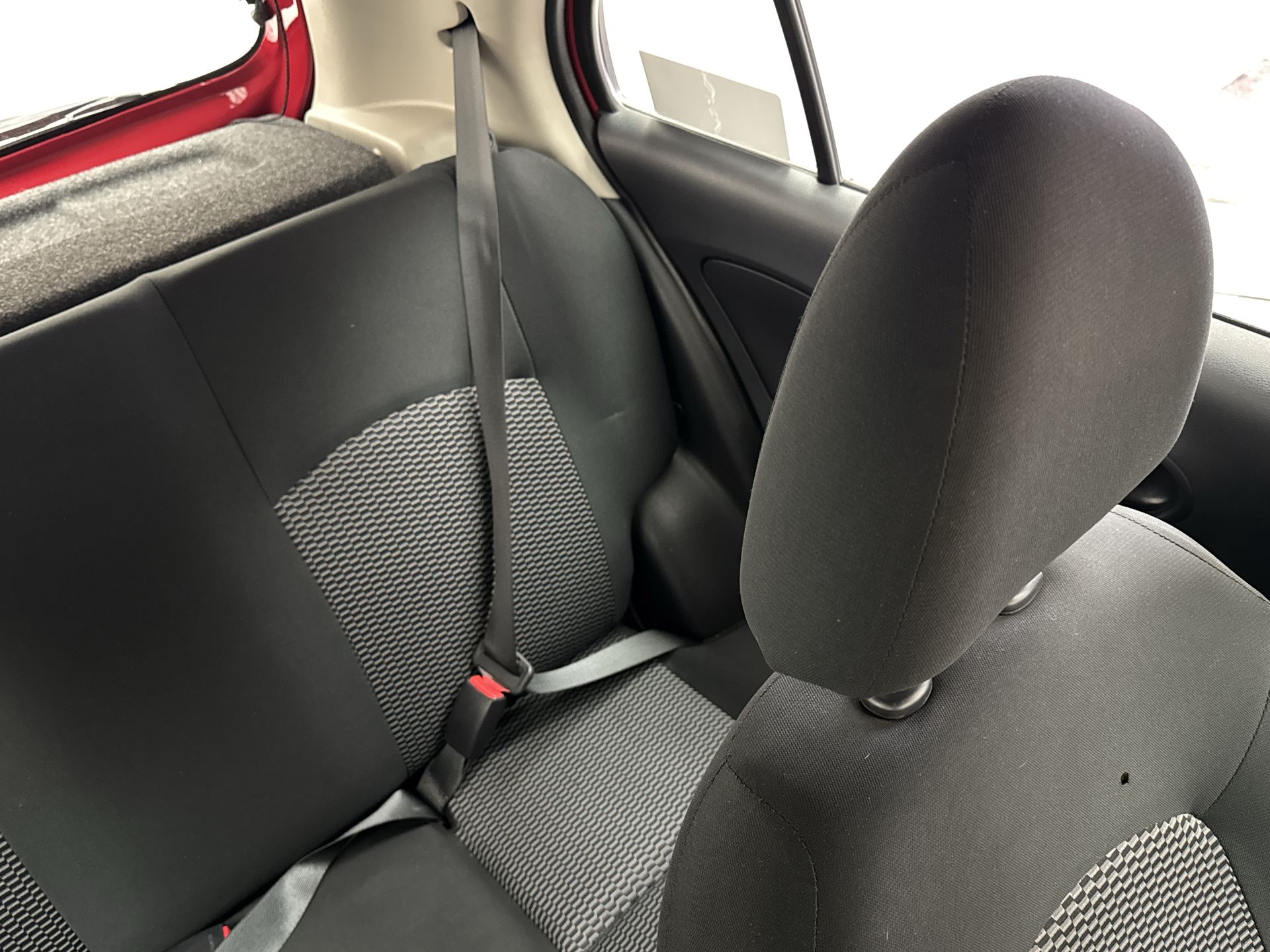 Nissan March 2020 - CARSHOP